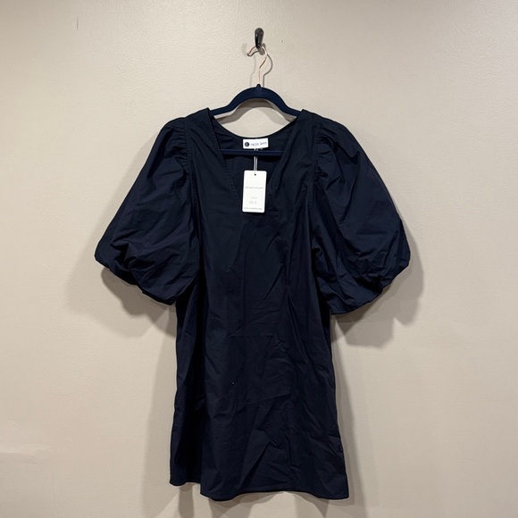 Caryn Lawn | Dresses | Chic Black Puff Sleeve Mini Dress | Poshmark